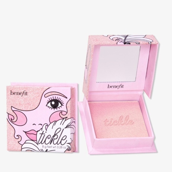 Benefit | Makeup | Benefits Tickle Golden Pink Powder Highlighter Is ...